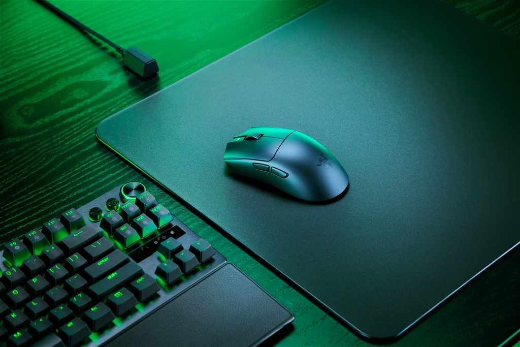 RAZER’S THINNEST GAMING LAPTOP EVOLVES: INTRODUCING THE 2026 BLADE 16 ...